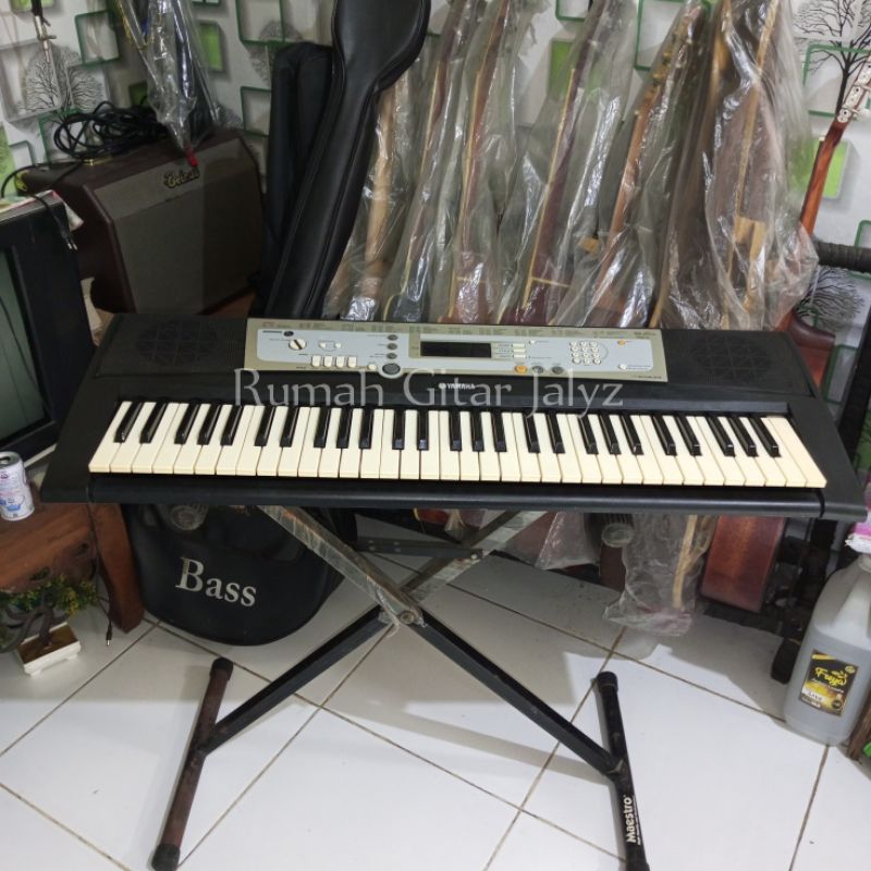 Jual keyboard Yamaha psr e 203 bekas second seken | Shopee Indonesia