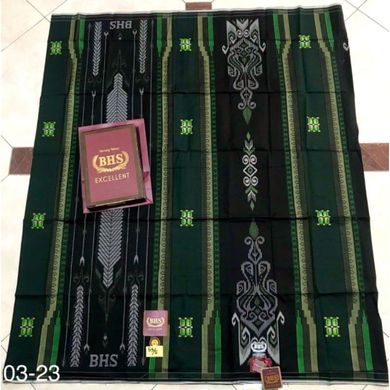 Jual Sarung BHS Original Songket Full Mesrss excellent - hitam, putih ...