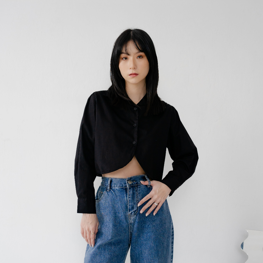 Jual Yeoji - Sera Crop Shirt | Kemeja Crop Korea | Shopee Indonesia