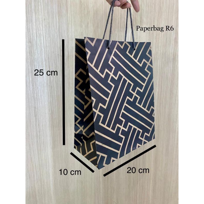 Jual Paperbag R6 motif minimalis | Shopee Indonesia