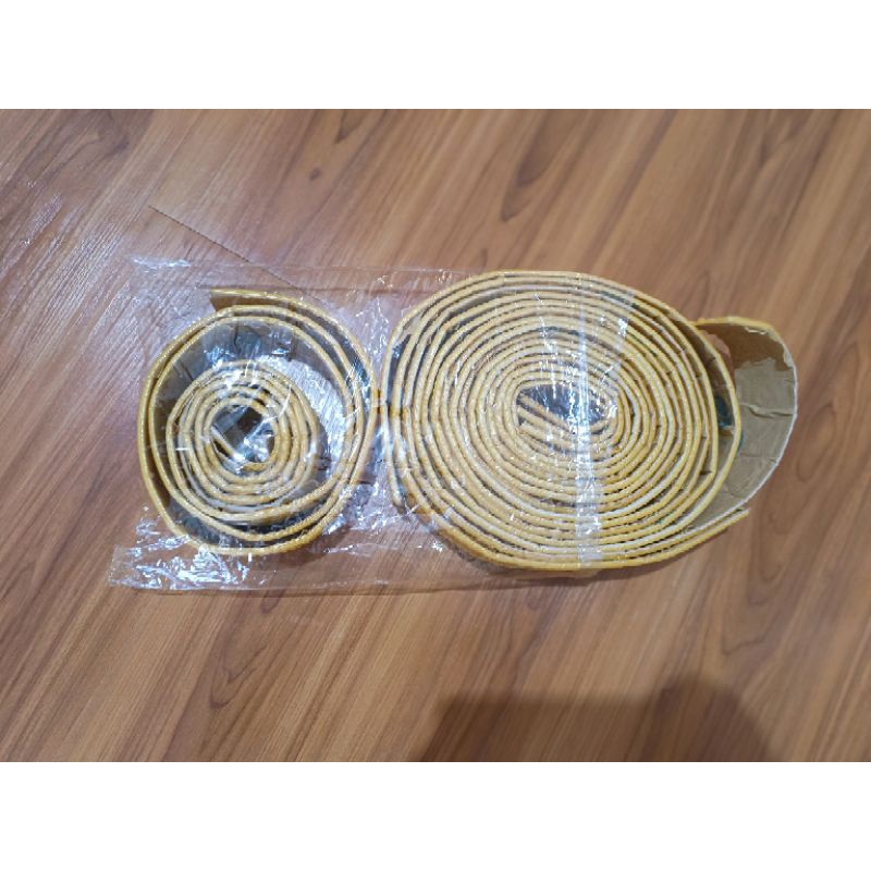 Jual list wall foam 3d / List plafon 3d gold mewah | Shopee Indonesia