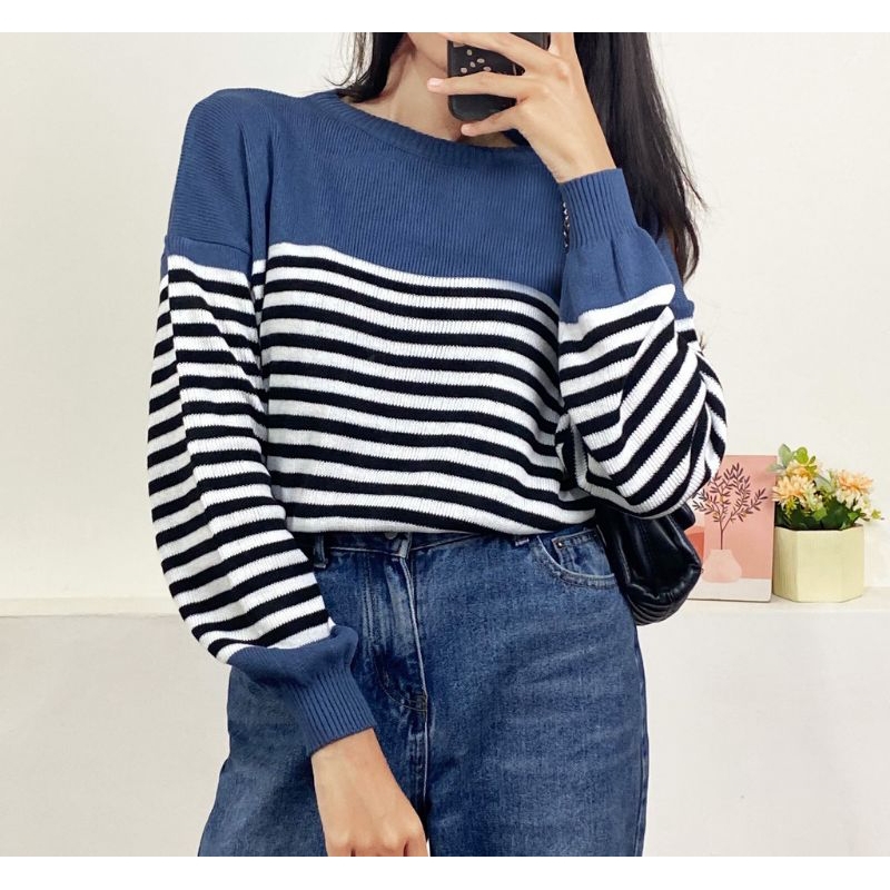 Jual SWEATER RAJUT WANITA STRIPE-HARU KNIT OVERSIZE | Shopee Indonesia