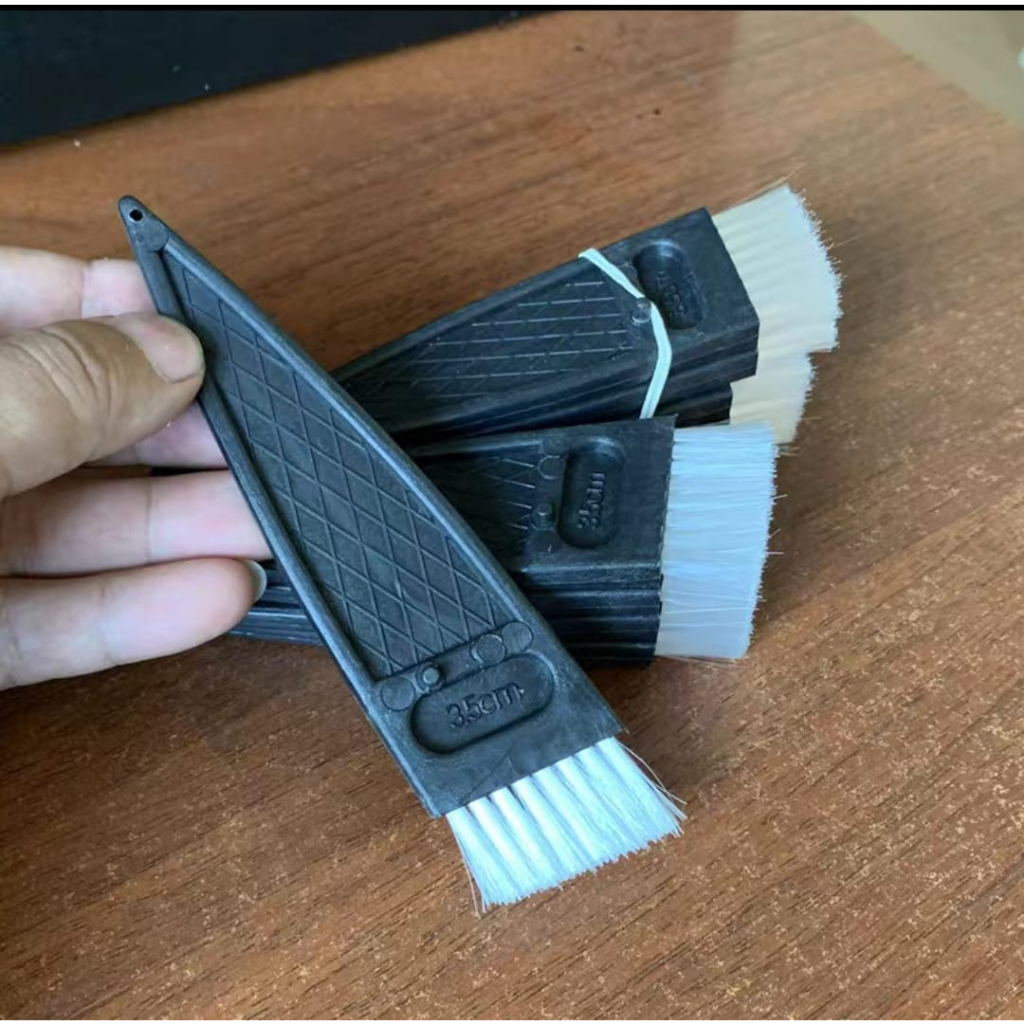 Jual Sikat pegangan karet hitam 3.5CM 35MM SIKAT LEM SEPATU | Shopee ...