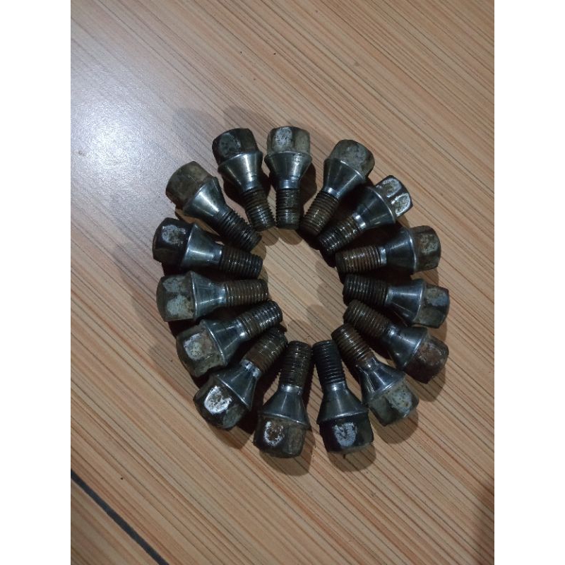 Jual Baut Roda Pnp Mazda Vantrend Mr90 Capella | Shopee Indonesia