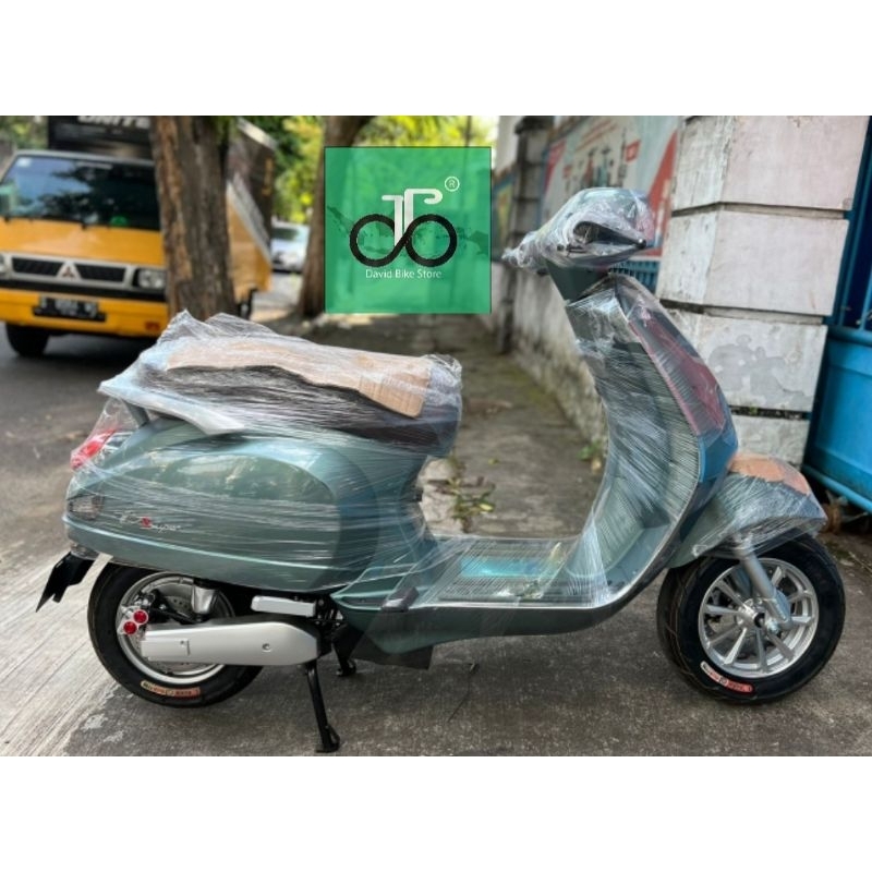 Jual Sepeda Motor Listrik Uwinfly T3s Pro FULL COLOUR (Vespa) 72v/20ah 1200watt double disc T3 S ...