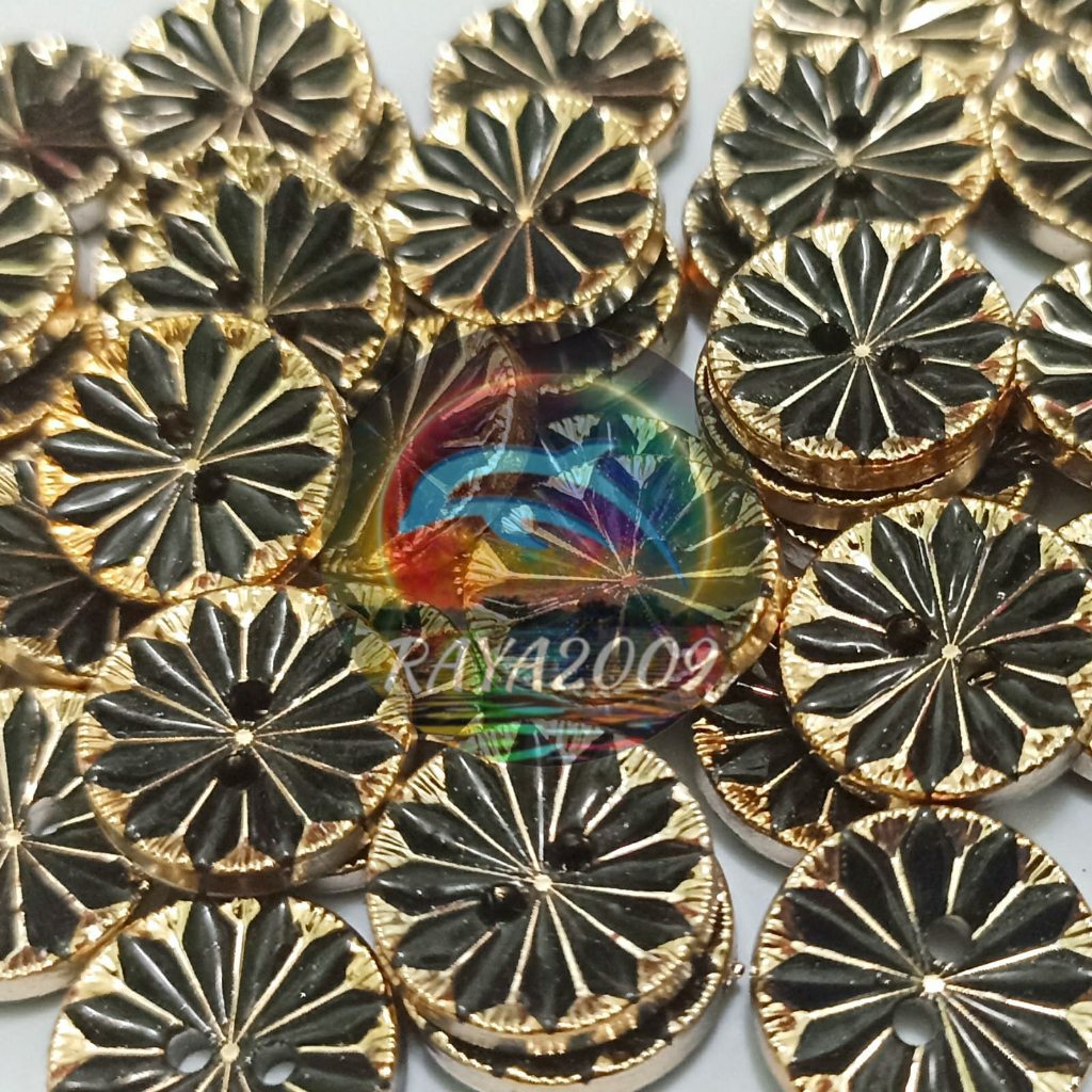 Jual Isi 100 Pcs Kancing Baju Bunga Teratai Bunga putih Hitam Gold ...