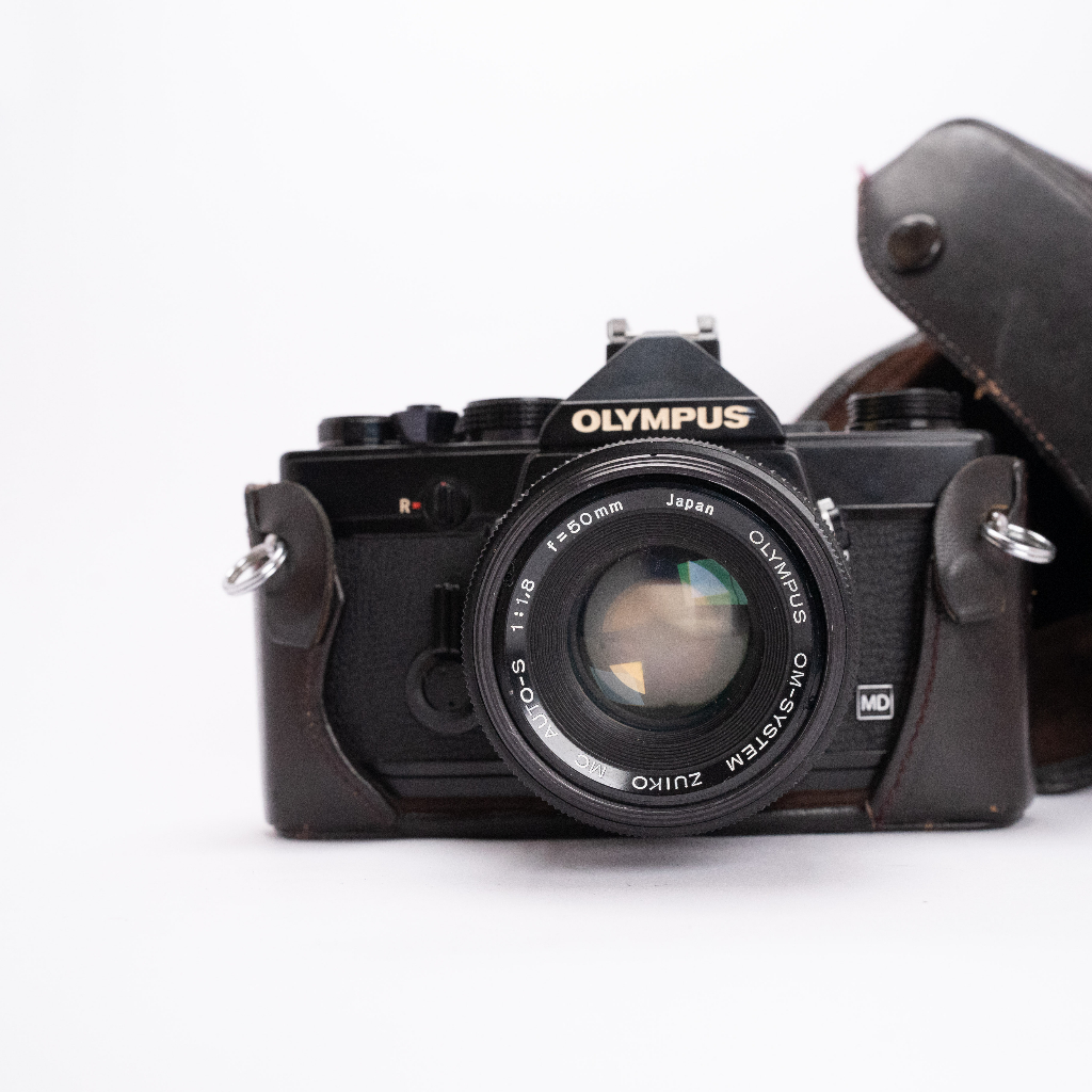 Jual OLYMPUS OM 1 n black + LENSA 50 mm F1.8 LIKE NEW !! Kamera Analog ...