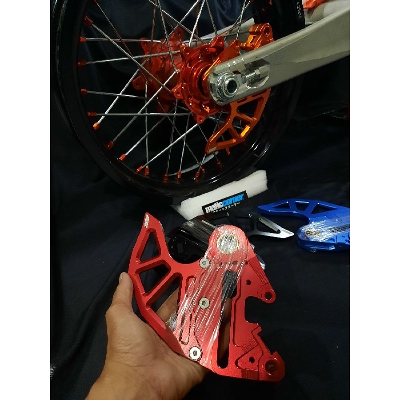 Jual DISK GUARD BELAKANG ARM KTM JETS CNC PELINDUNG KALIPER CAKRAM KTM ...