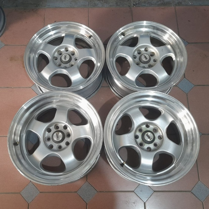 Jual Velg Mobil Celong Ring 16 Lebar 7/8,5 Pcd 4x100 & 4x114 Hsr Brisket Velg Bekas Mobil Avanza ...