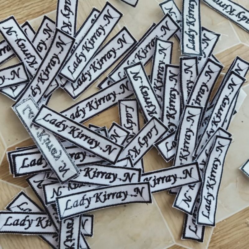Jual NAME TAG CUSTOM FONT LATIN (1HARI JADI) | Shopee Indonesia