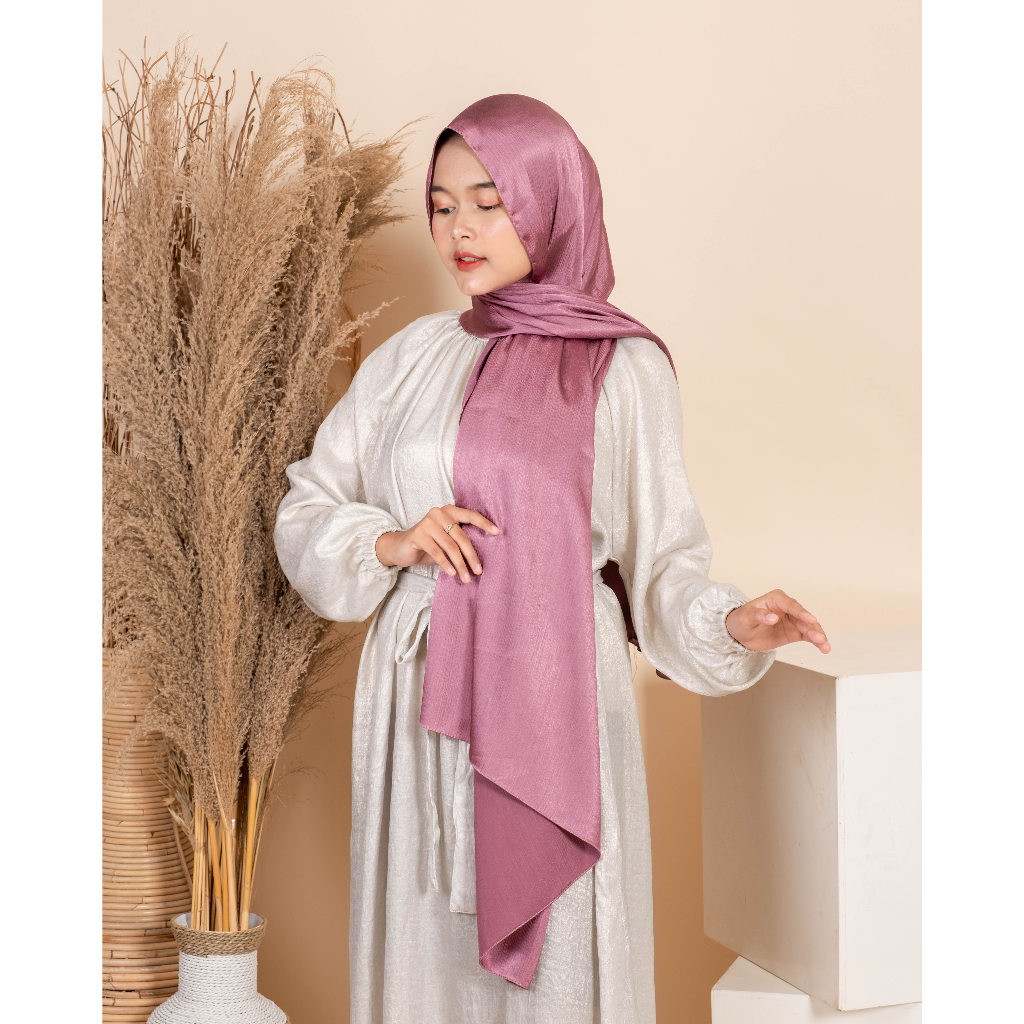 Jual PASHMINA SILK CREDENZA pashmina cradenza silk pasmina malay ...