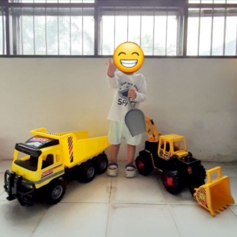 Jual Mainan Mobil Truk Dump Super Jumbo - Mobilan Truck Pasir Besar ...
