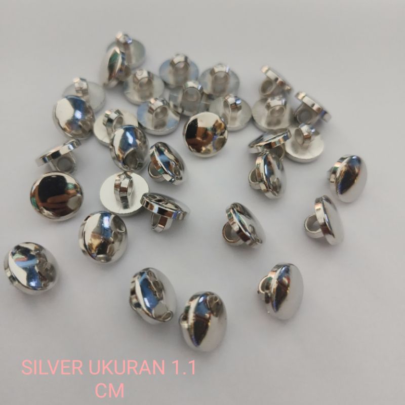 Jual 100 Pcs Kancing Silver Datar Polos ukuran 1.1 cm/1.3 cm Kancing ...