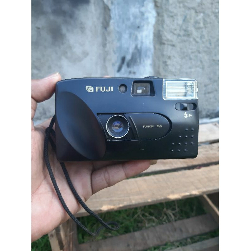 Jual Kamera Analog Fujifilm Mdl8 Minus Off (Bekas) | Shopee Indonesia