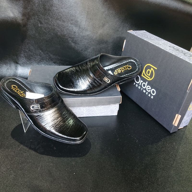 Jual sepatu slop kulit sapi asli original premium | Shopee Indonesia