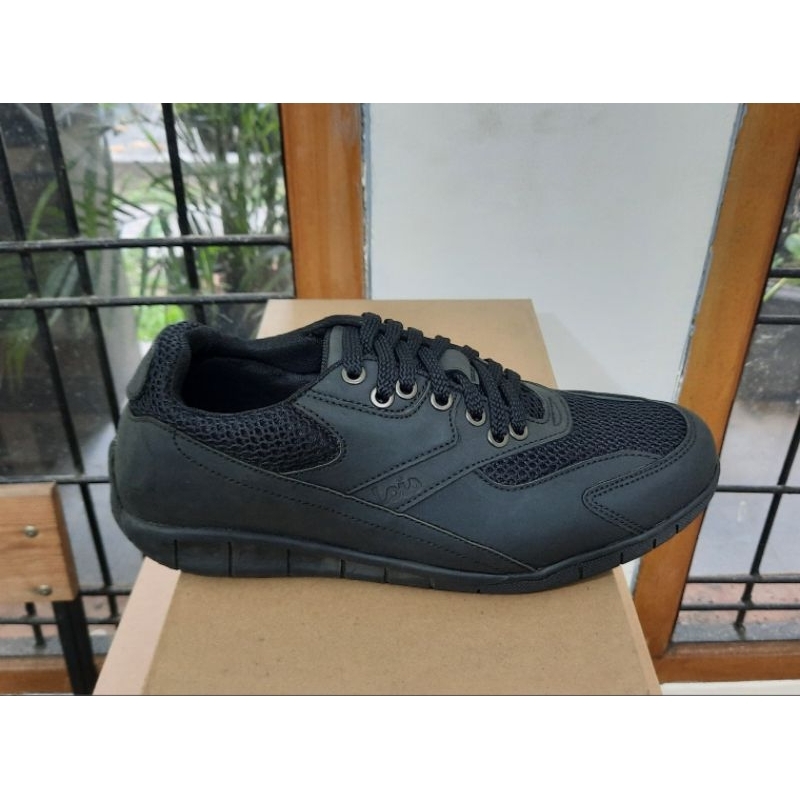 Jual SEPATU SNEAKERS SEPATU TALI SEPATU PRIA LOIS ORIGINAL LSSN091A ...