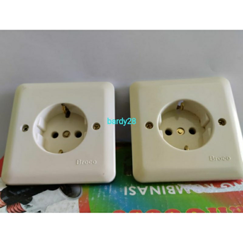 Jual BROCO IB STOP KONTAK ARDE CREAM 5511 (HARGA GROSIR) - 5511U NEW ...