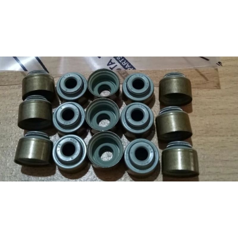 Jual oil seal klep inova Diesel ( 16 pcs per set) | Shopee Indonesia