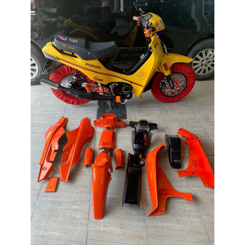 Jual BODY SET SUZUKI CRYSTAL ORIGINAL NEW REPAINT | Shopee Indonesia