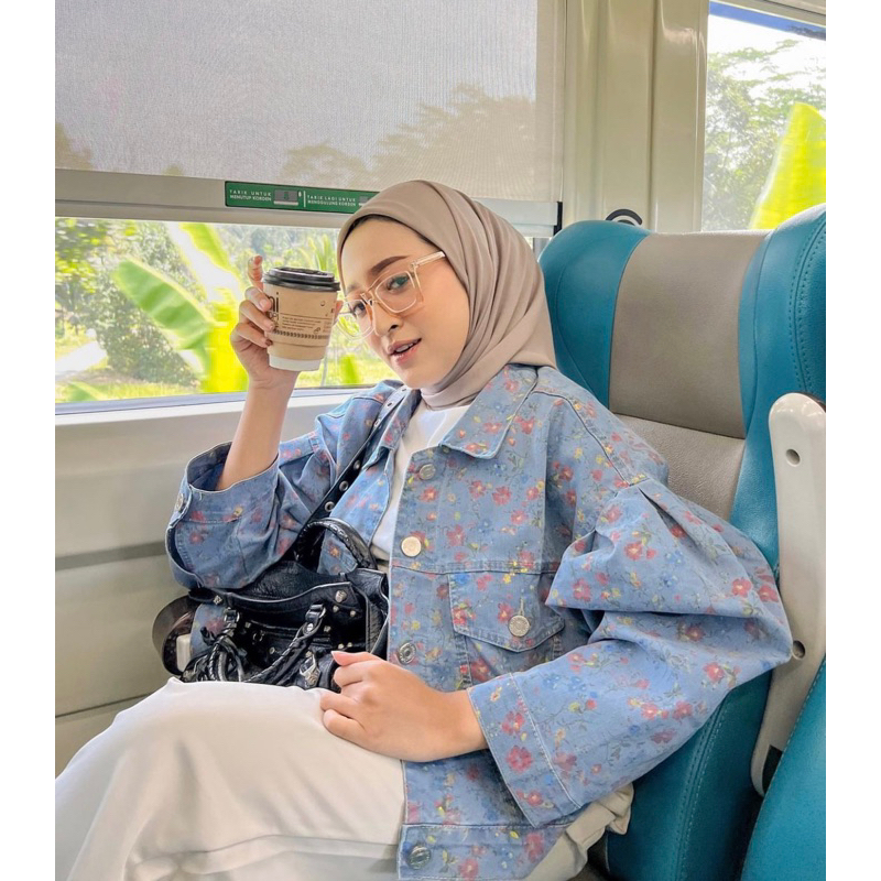 Jual Outfitm Zayn Flower Denim Jaket | Jaket Jeans Wanita | Shopee ...