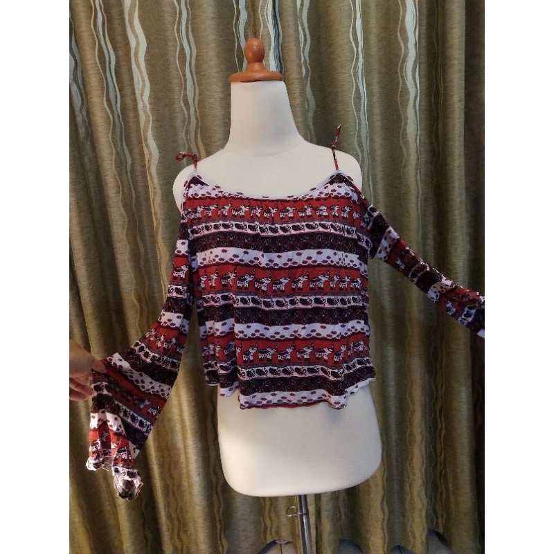 Jual baju preloved / baju bekas | Shopee Indonesia