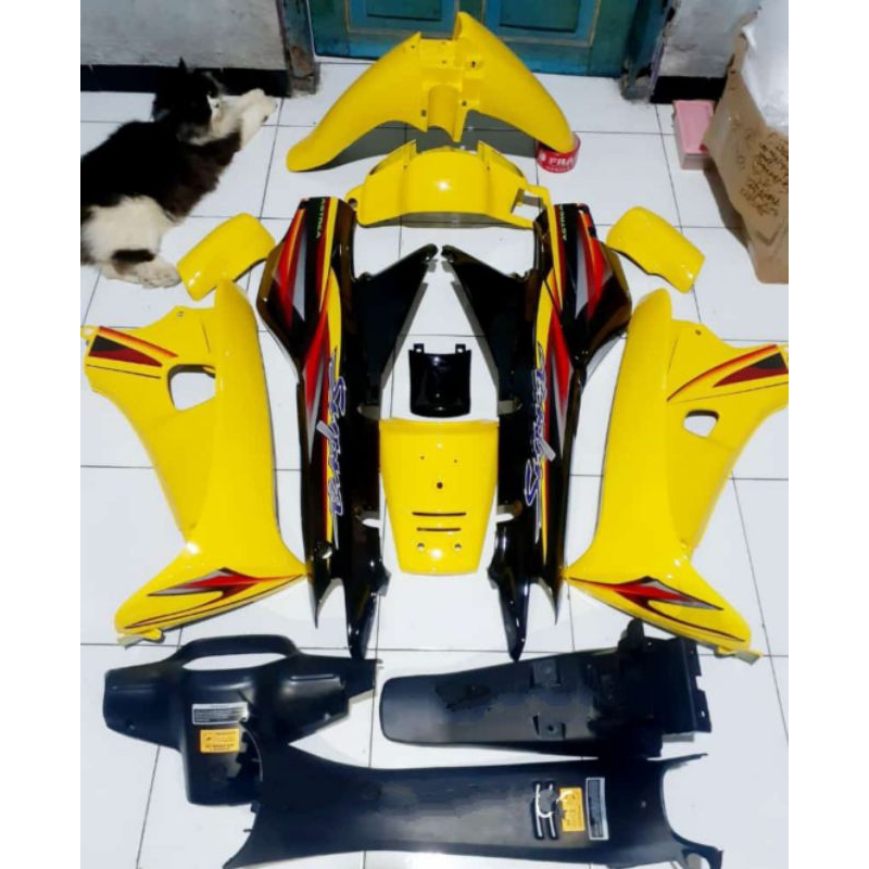 Jual COVER BODY HALUS DAN KASAR FULLSET HONDA SUPRA LAMA WARNA KUNING ... Jual COVER BODY HALUS DAN KASAR FULLSET HONDA SUPRA LAMA WARNA KUNING ...