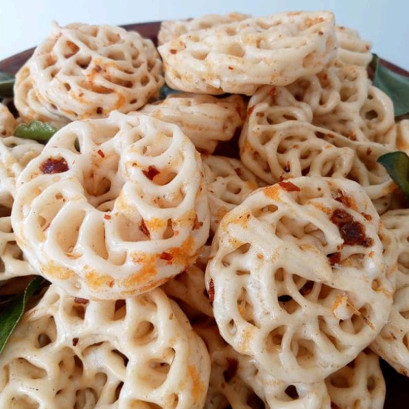 Jual KRUPUK SEBLAK 250gr aa' RAPAEL VIRAL | Shopee Indonesia