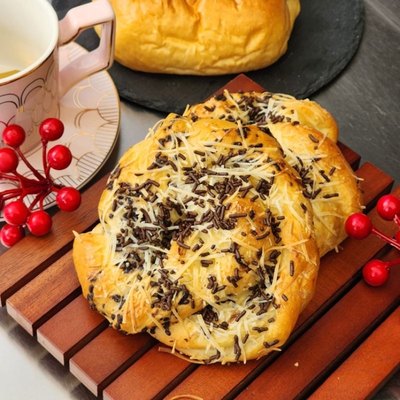 Jual Choco cheese Twist Buns / Roti Cokelat Keju | Shopee Indonesia