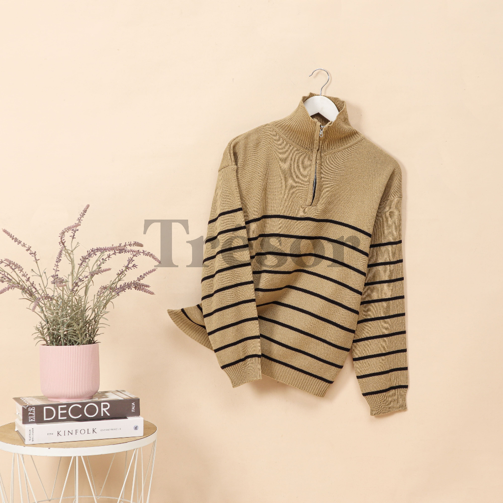 Jual TRESOR Luna Stripe Zipper Top Knit | Sweater Rajut Stripe Garis Oversize Wanita Kerah ...
