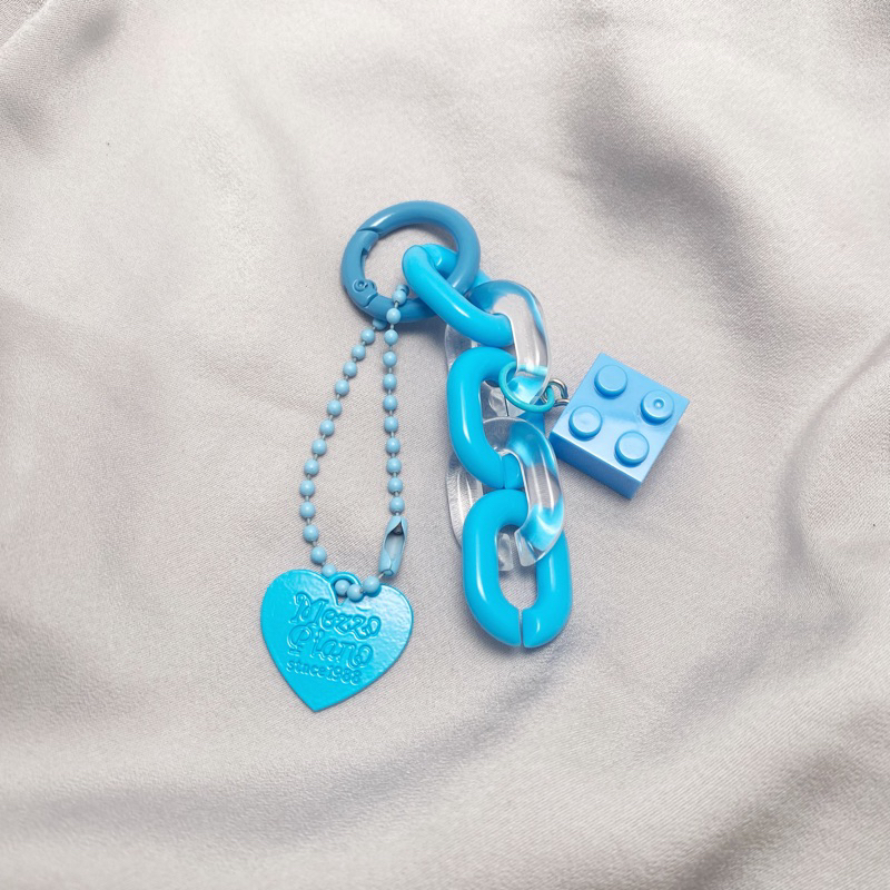 Jual lego rantai love keychain gantungan kunci hati lucu | Shopee Indonesia