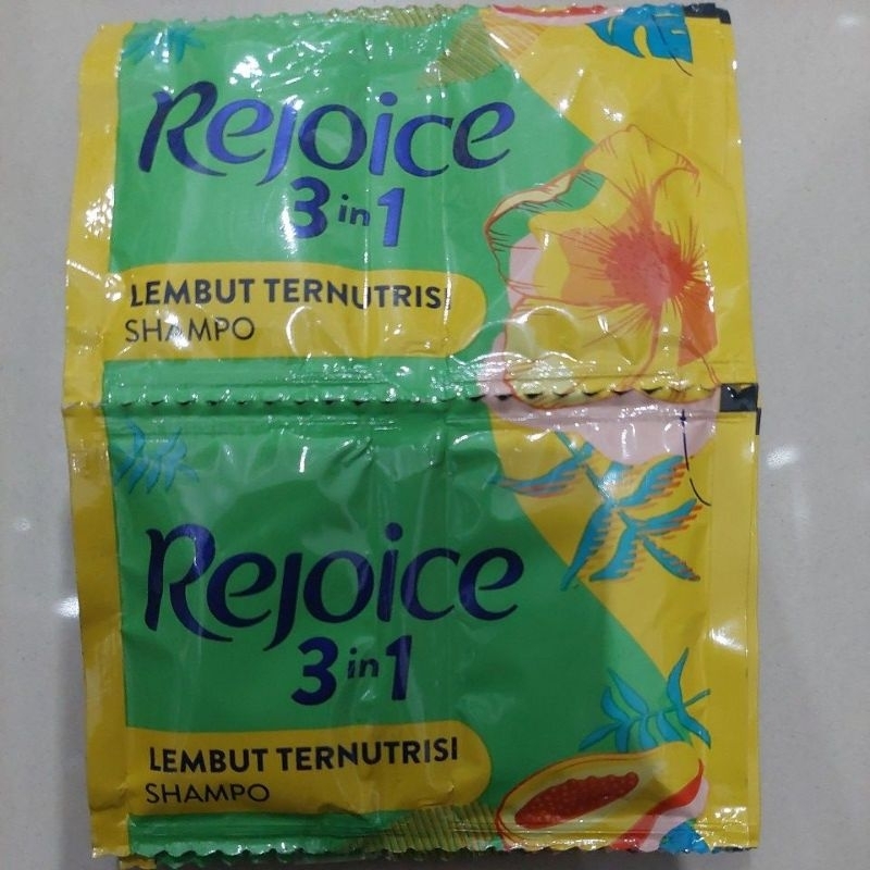 Jual REJOICE SAMPO 1 RENCENG ISI 12X10ml | Shopee Indonesia