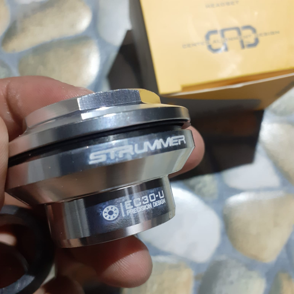 Jual HEADSET KOM LEHER STRUMMER EC30 26.8-22.2 BEARING ALLOY / Headset ...