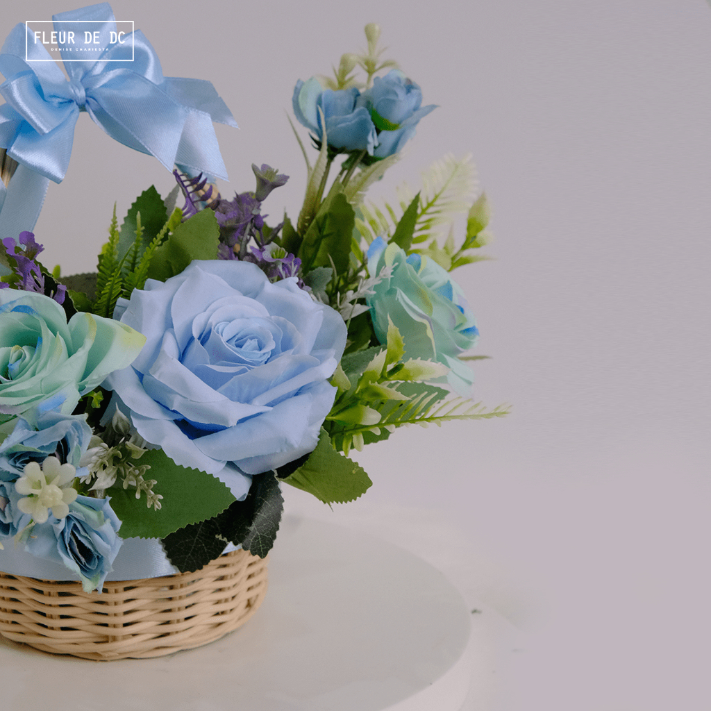 Jual DENISE CHARIESTA - Russian Vase Arrangement | Shopee Indonesia