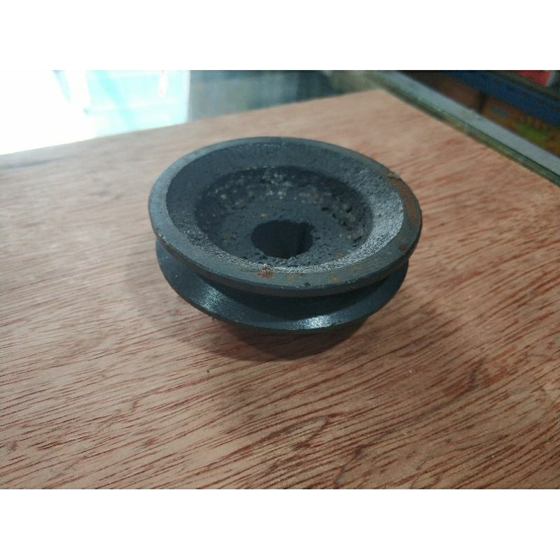 Jual Pulley puli besi cor A1 - 3inch as 20 mm tanpa lubang & berlubang ...