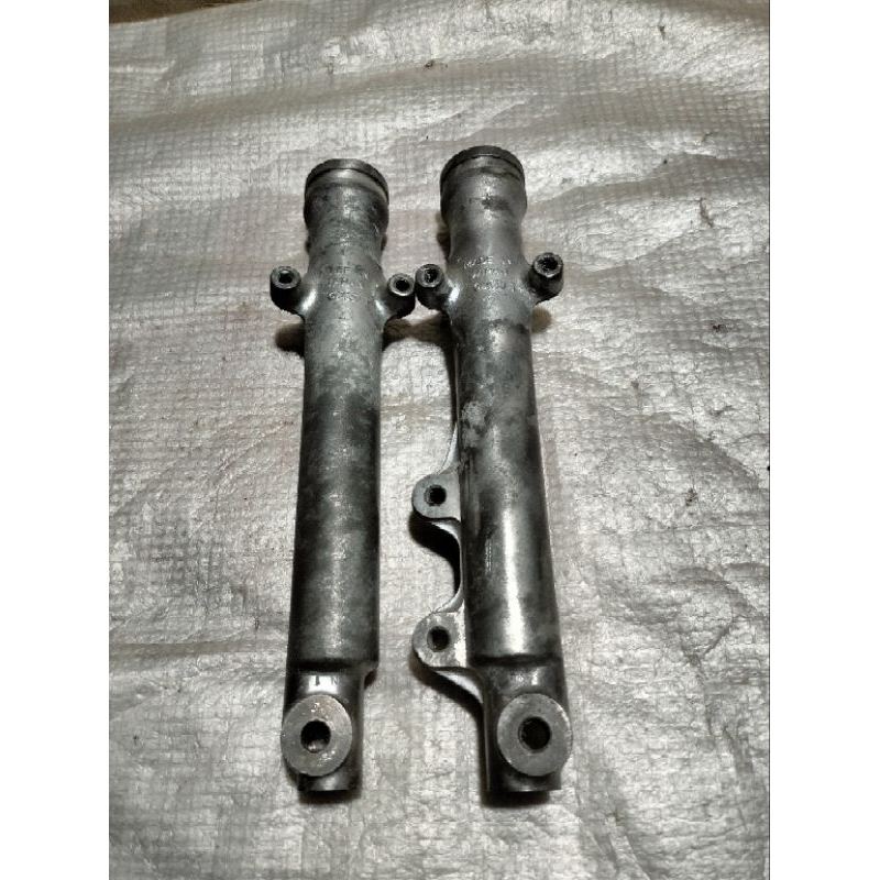 Jual Tabung bottom shock kanan kiri Suzuki TRS Original SGP Nos Made in ...