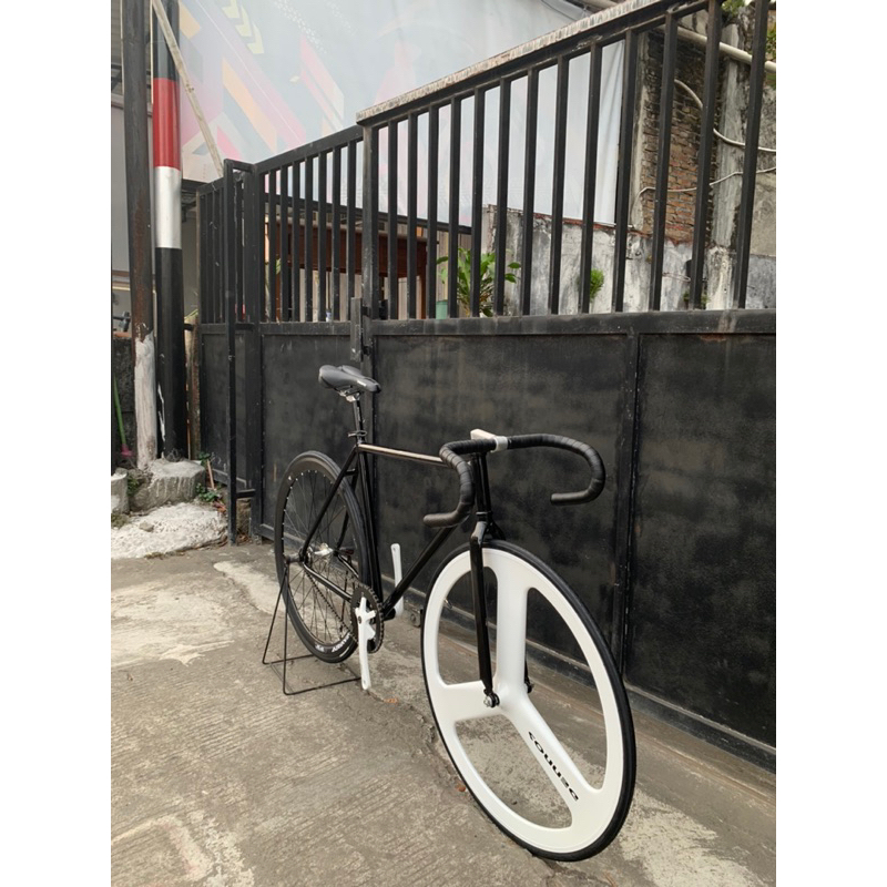 Jual Paket Rakitan Sepeda Fixie Classic 700c Edisi Jayjo | Shopee Indonesia
