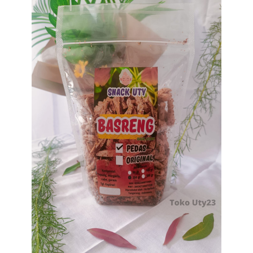 Jual BASRENG VIRAL " SNACK UTY" |BAKSO GORENG PEDAS DAUN JERUK 250 GRAM ...