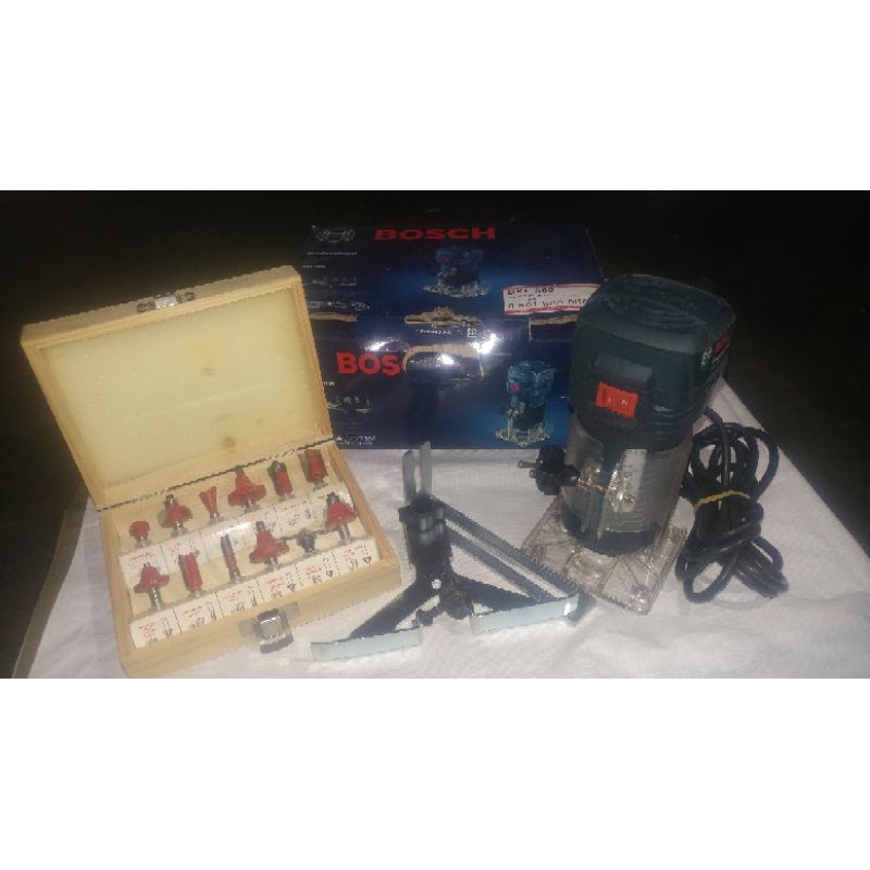 Jual Bosch GKF 550 Trimmer Router Mesin Profil | Shopee Indonesia
