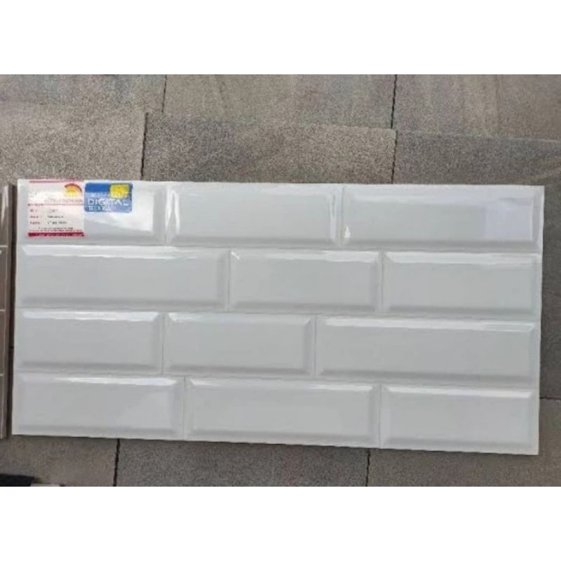 Jual Roman Keramik/ Keramik 30x60cm/ Keramik Glossy/ Keramik kekinian ...