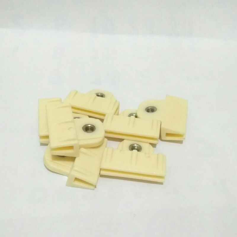 Jual Penjepit rel kaca pintu terios | Shopee Indonesia