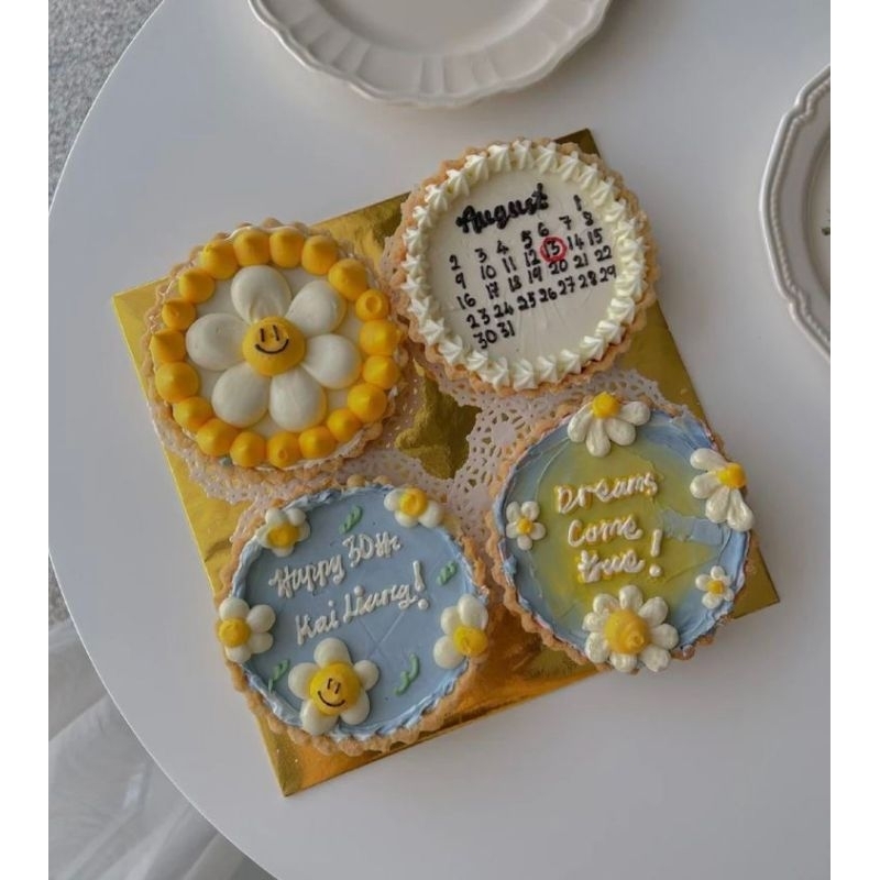 Jual HAMPERS CAKE 1 BOX ISI 4 - BENTO CAK | MINI CAKE | Custom | Shopee ...