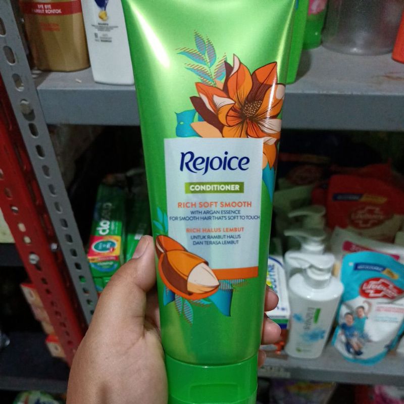 Jual Rejoice Shampoo 150 Ml Rich Soft Smooth | Anti Ketombe | Korean Jeju Rose Edition | Shopee ...