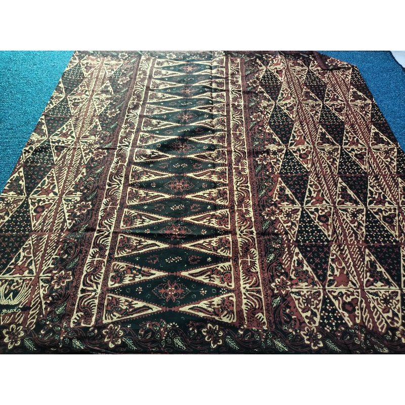 Jual Lar Gurda Sarung Batik Tradisional Eksklusif | Shopee Indonesia