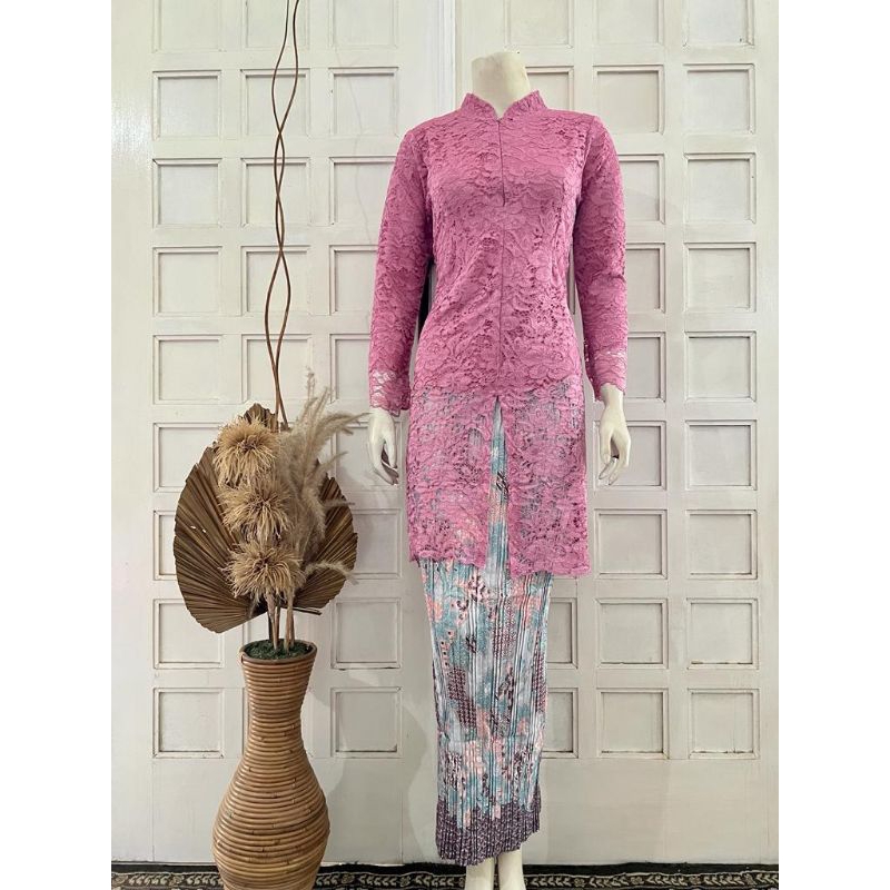 Jual SETELAN KEBAYA BROKAT TUNIK SANGHAI/ KEBAYA MODERN/KEBAYA BROKAT ...