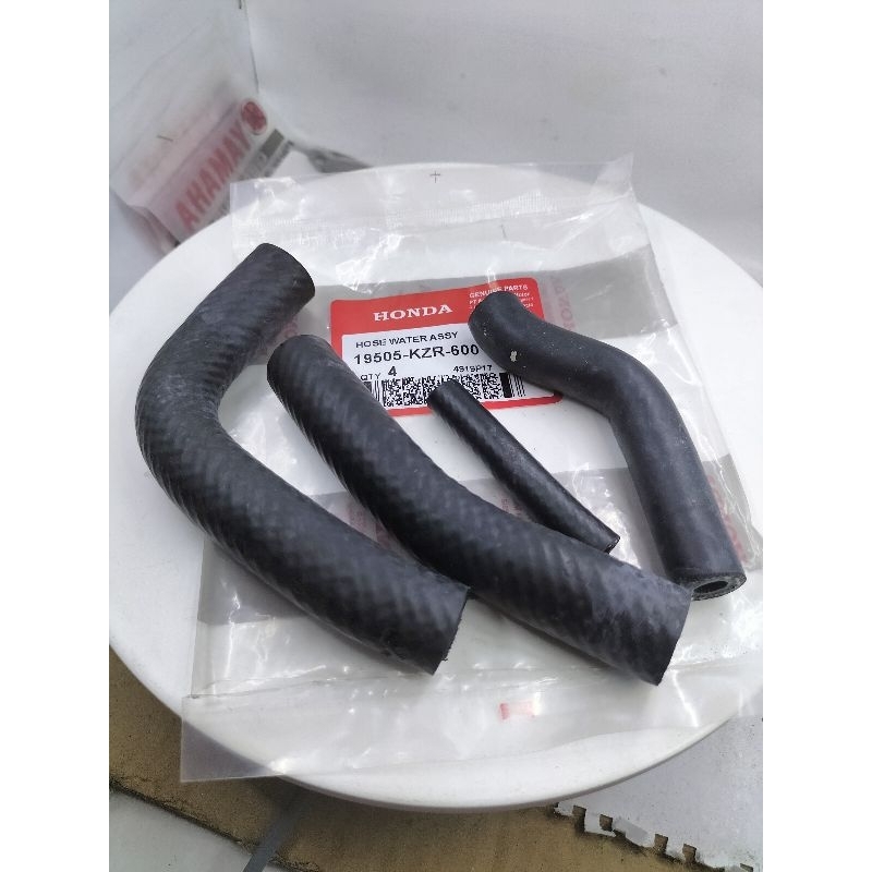 Jual selang radiator Vario 125 Vario 150 selang radiator water pump ...