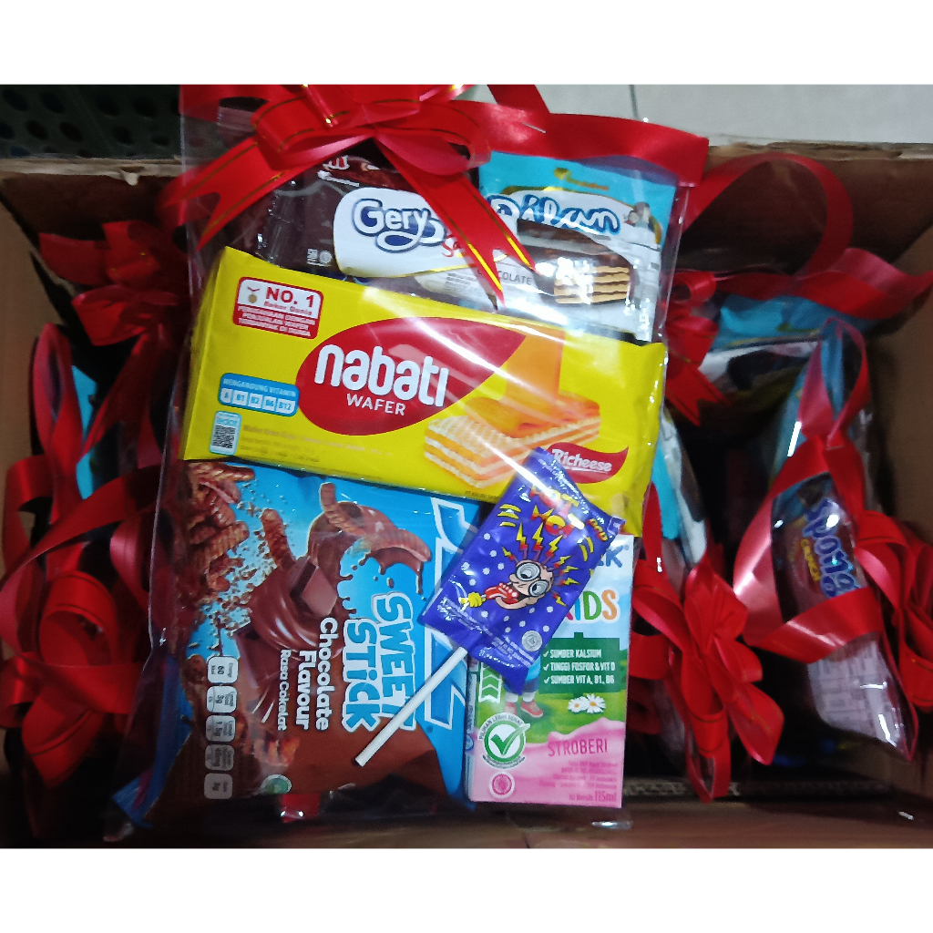 Jual Paket Snack 10000 snack ulang tahun murah praktis | Shopee Indonesia