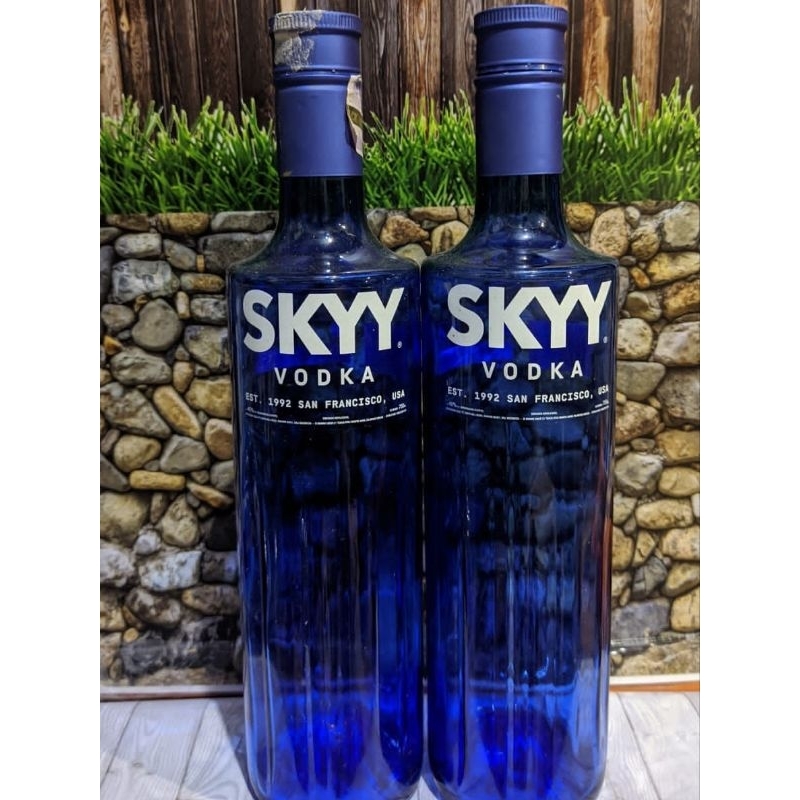 Jual Botol bekas minuman miras Sky Vodka /Hiasan rumah /pajangan ...