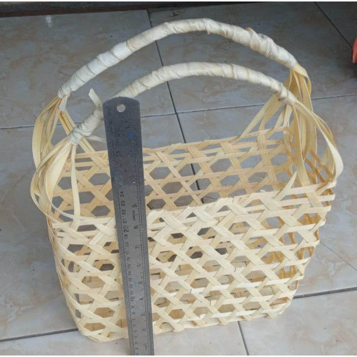 Jual Tas atau Keranjang Parcel dari Anyaman Bambu | Shopee Indonesia