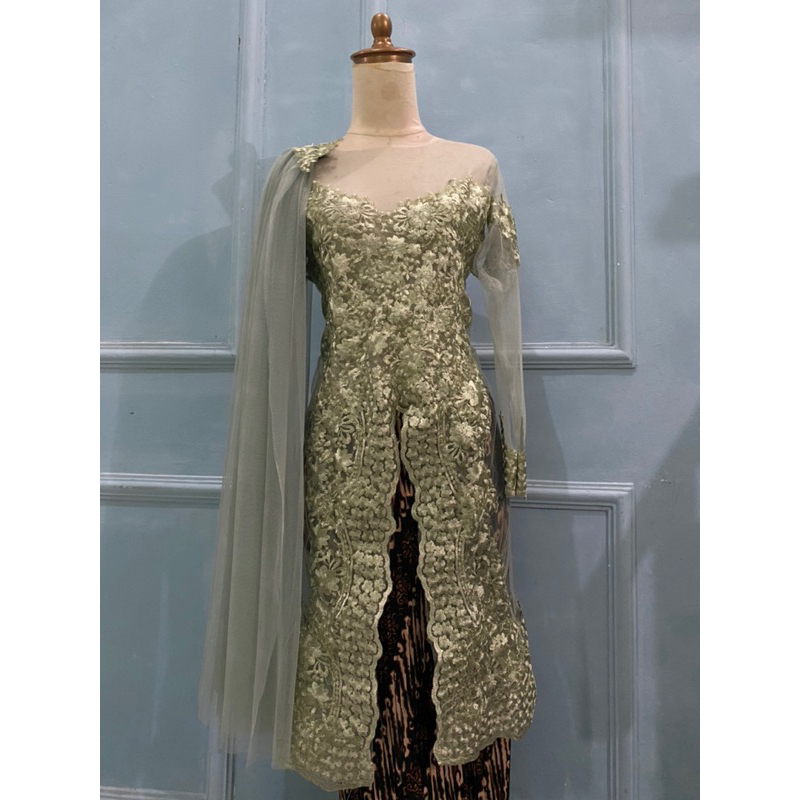 Jual kebaya modern 2023/kebaya sayap pundak/kebaya leher Sabrina/kebaya ...