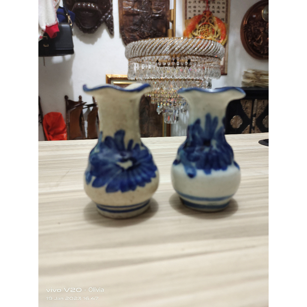 Jual Vas Keramik Mini Putih Biru Kuno Jadul Antik | Shopee Indonesia
